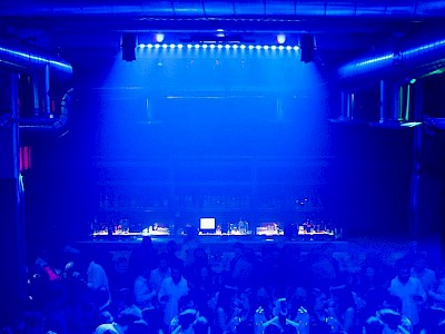 Sloane Nightclub - Winder Gibson Architects